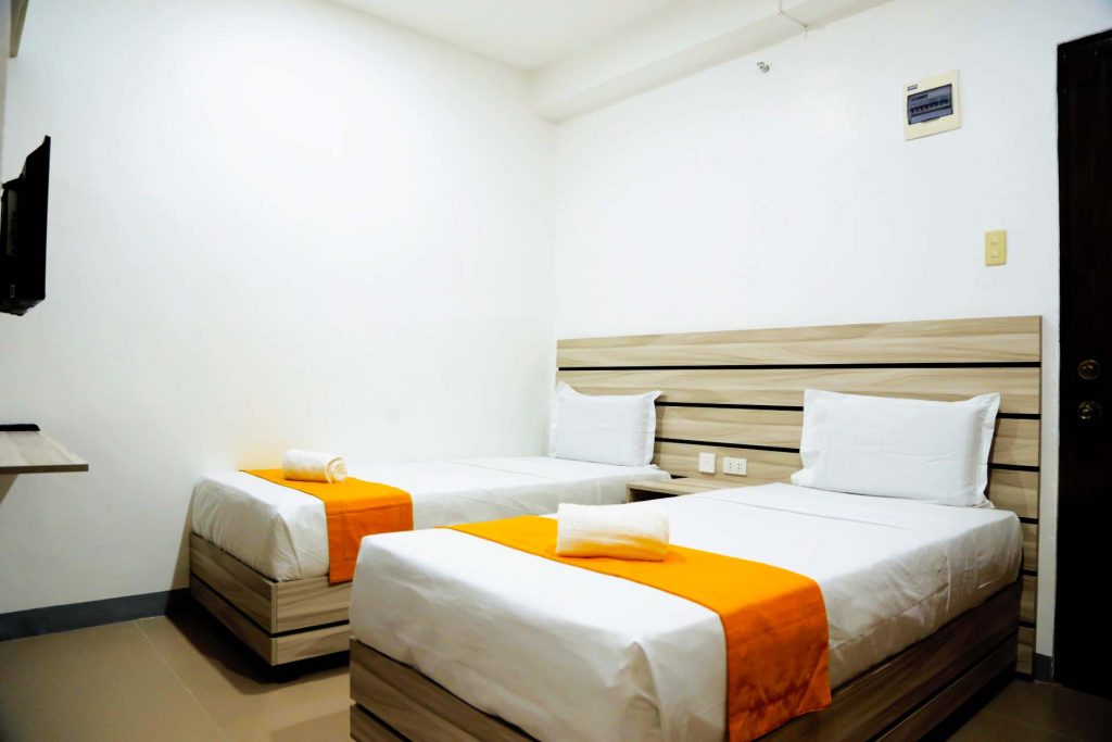 Rooms – Travelbee Fuente Inn